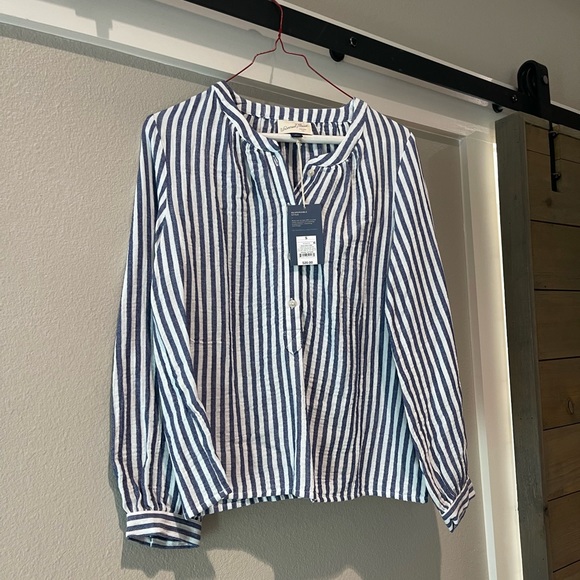 Universal Thread | Tops | Nwt Long Sleeve Shirt | Poshmark